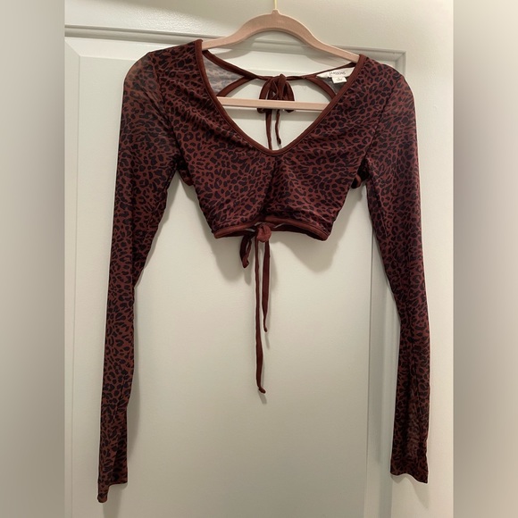 Glassons | Tops | Glassons Backless Crop Top | Poshmark